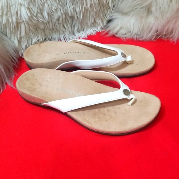 Vionic | Shoes | Vionic Sandals | Poshmark